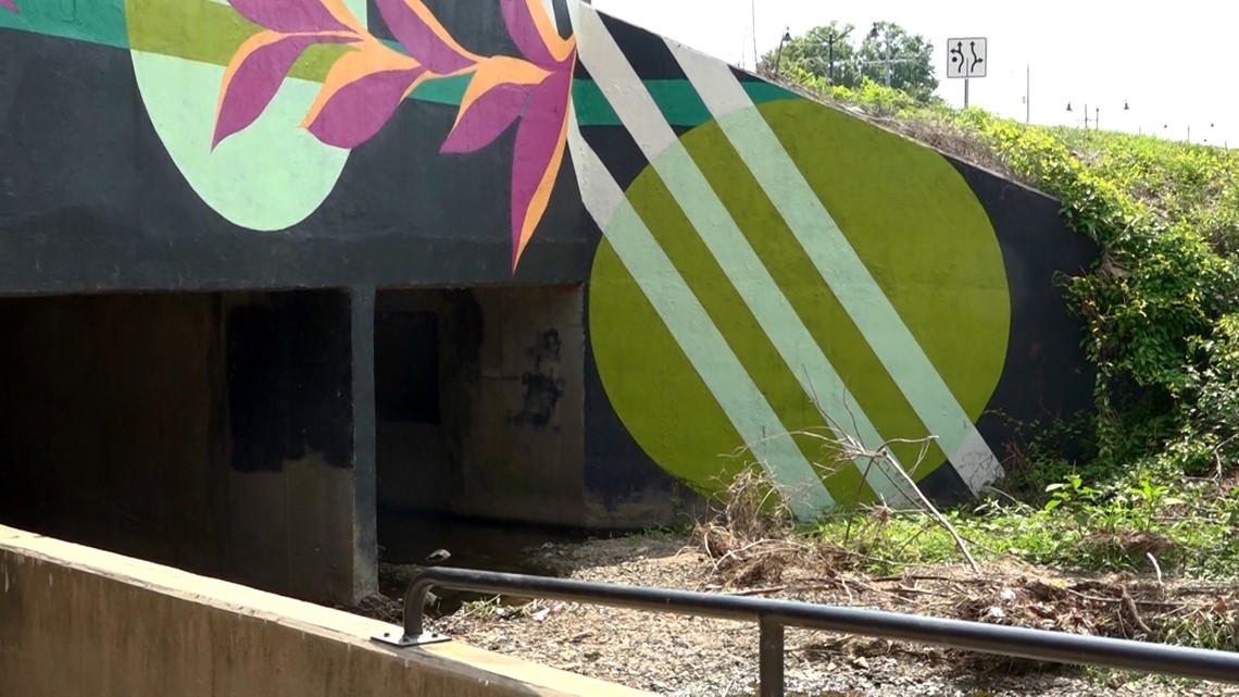 Local artists paint underground underpass murals in Conway | thv11.com