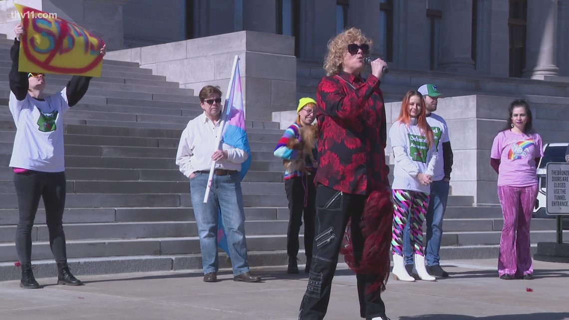 Drag performance bill heads to Senate | thv11.com