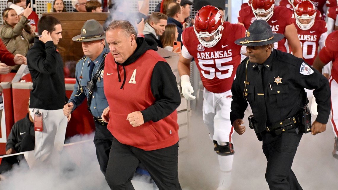 Arkansas adds 24 athletes during early signing period | thv11.com