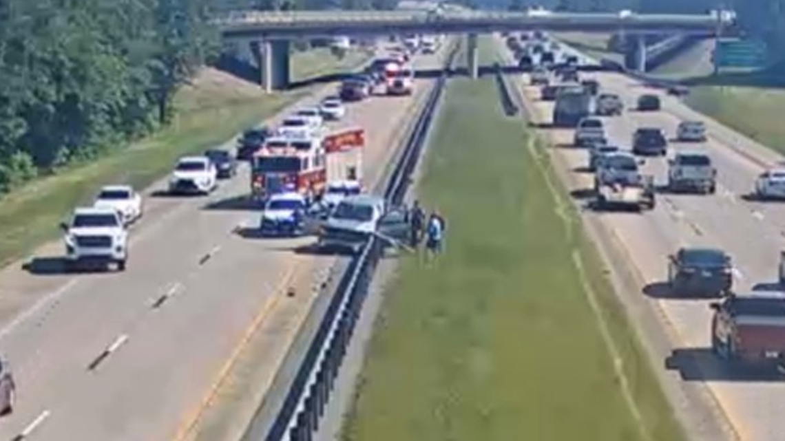 Traffic along I-430 north now flowing normally after accident | thv11.com