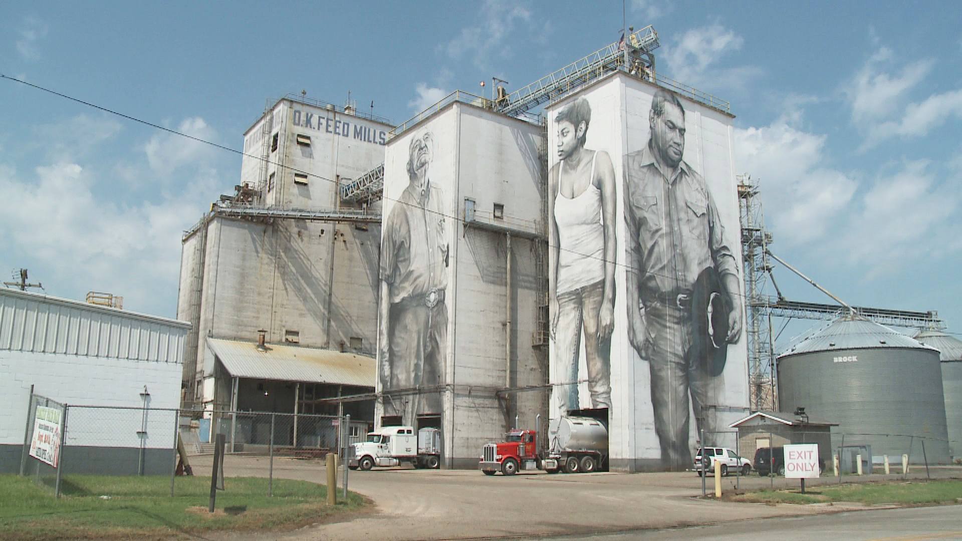 Downtown Fort Smith resurrected by 'The Unexpected' | thv11.com