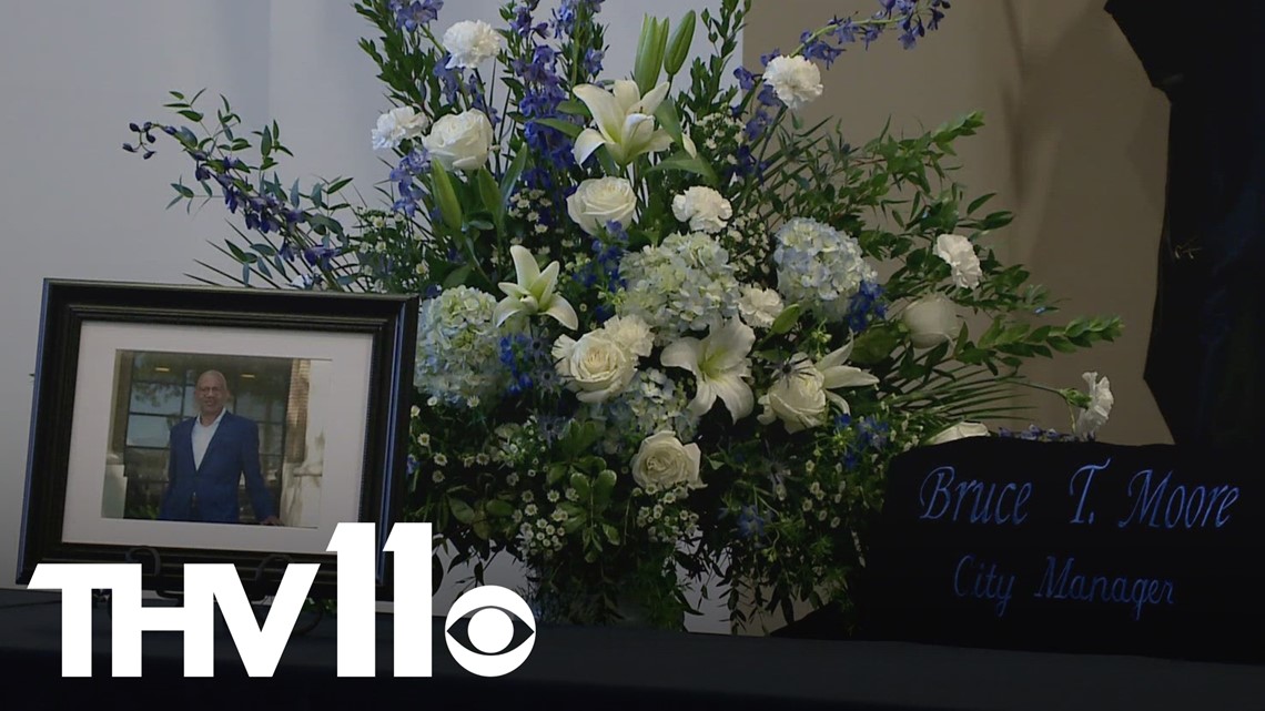 Little Rock honors late City Manager Bruce Moore | thv11.com