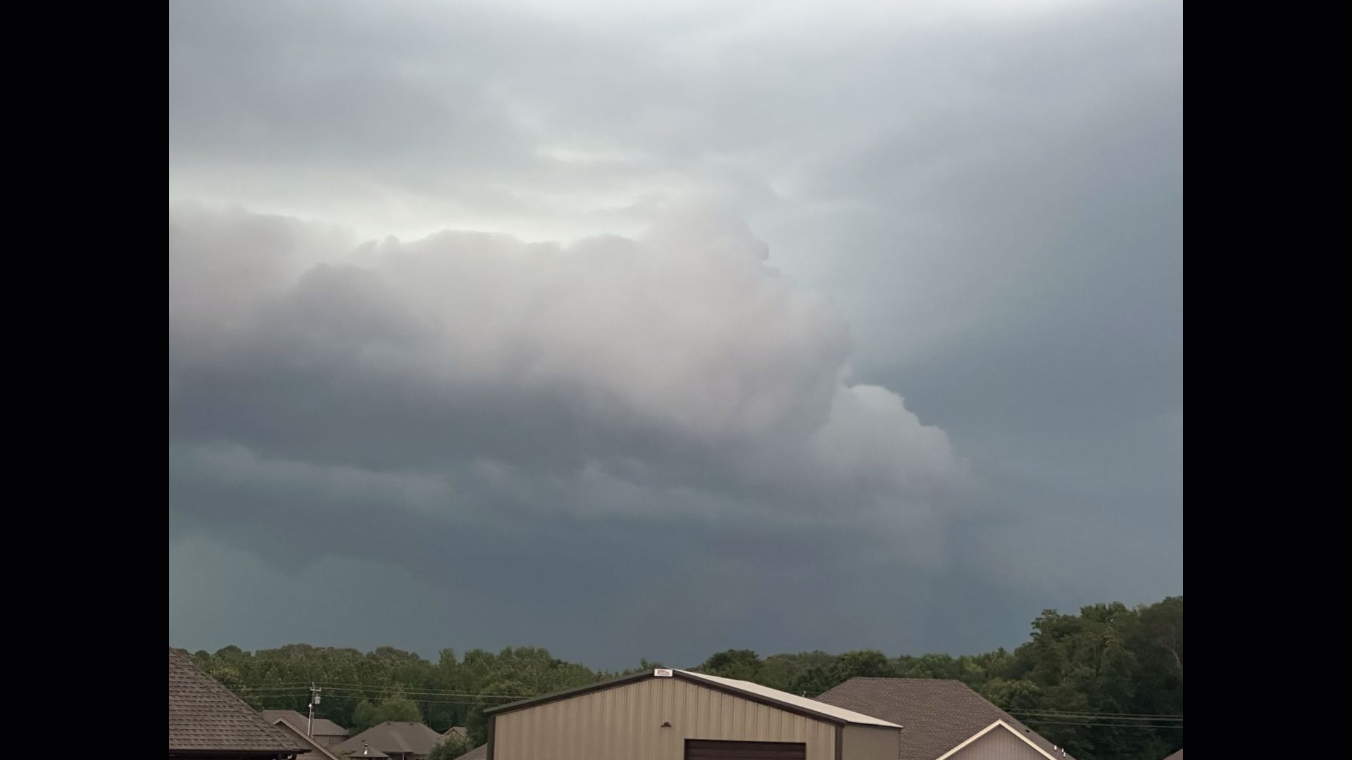 Central Arkansas storms leave over 100,000 with no power | thv11.com