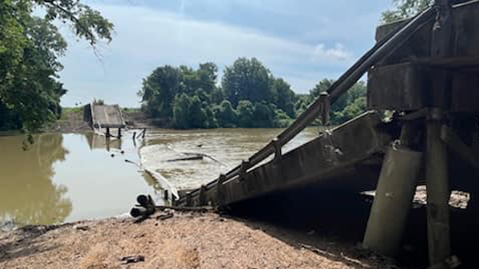 56-year-old wooden bridge in Arkansas collapses after closure | thv11.com