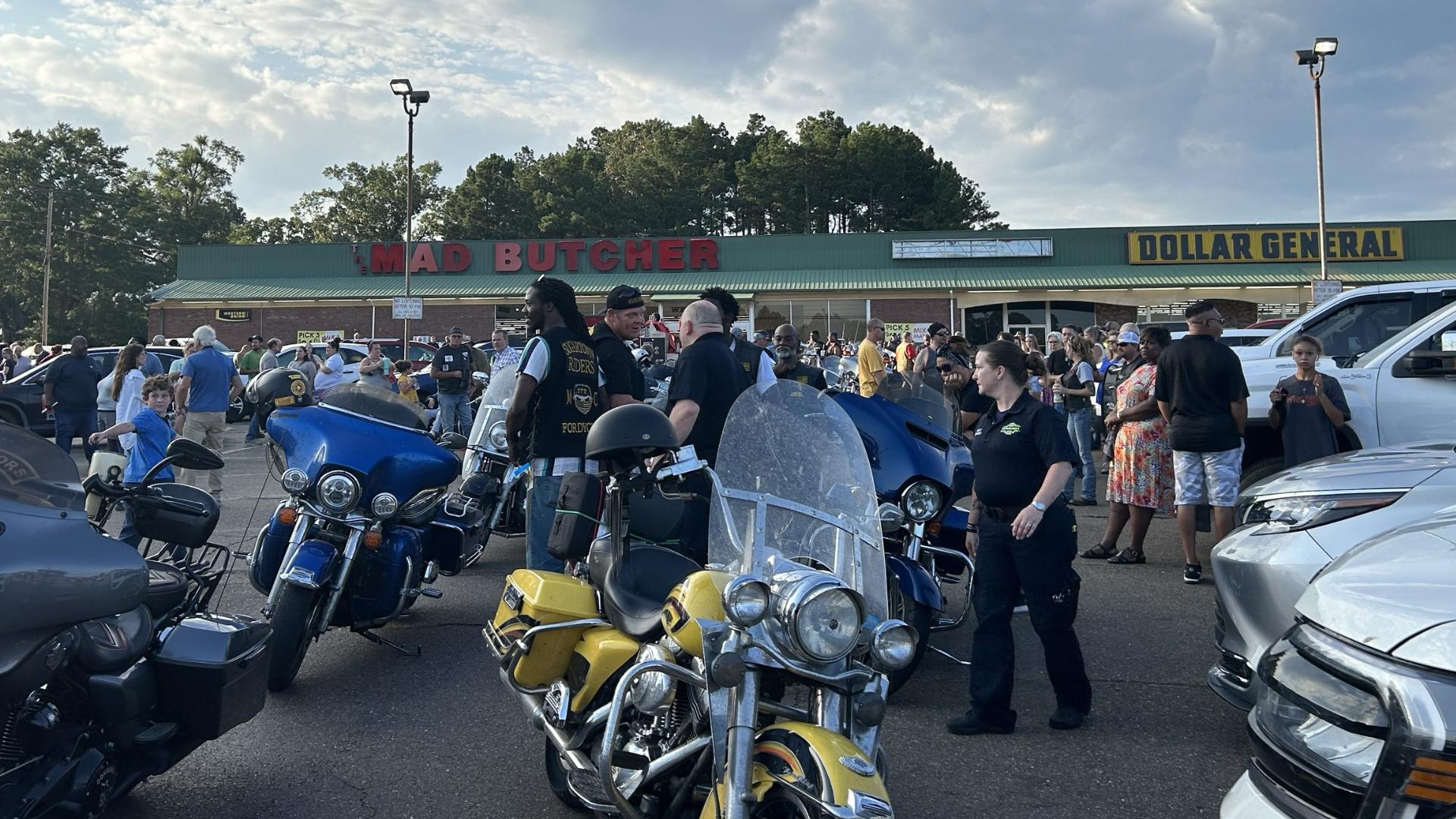 What to know about victims in mass shooting at Arkansas store | thv11.com