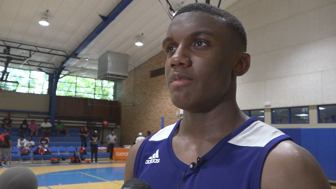 Magnolia 4-star Derrian Ford commits to Arkansas | thv11.com