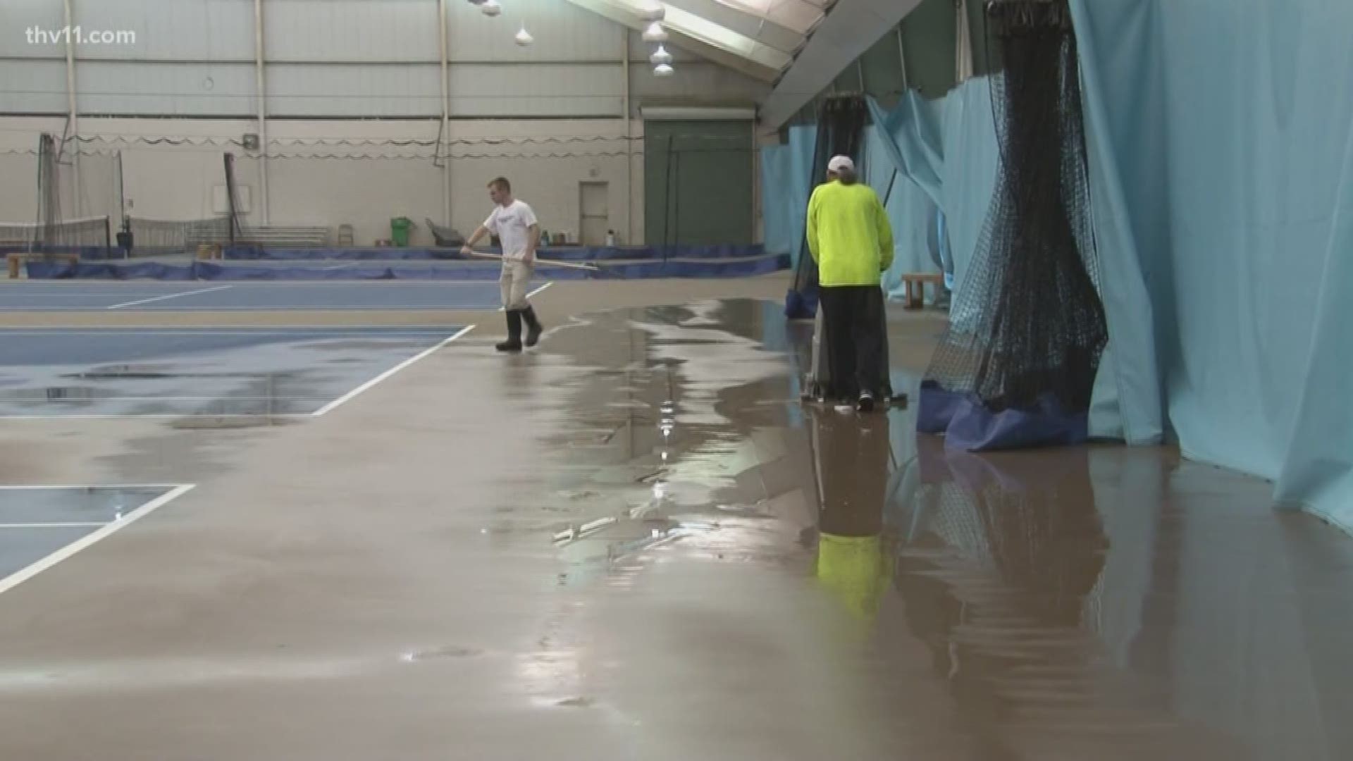 Heavy rain leads to flooding inside North Little rock recreation center ...