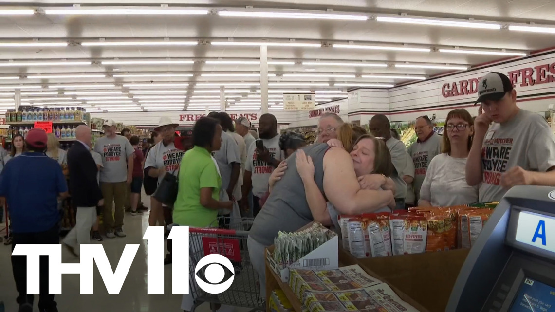 Arkansas grocery store reopens to community following mass shooting ...