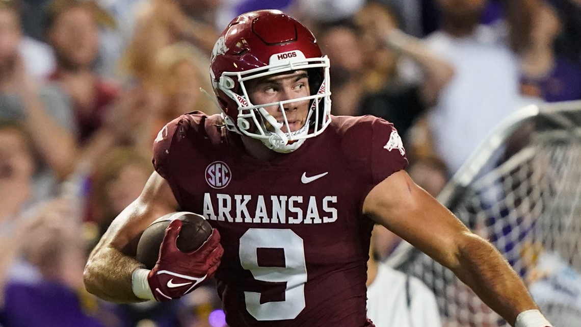 Arkansas TE Luke Hasz earns tight end of the week honor | thv11.com