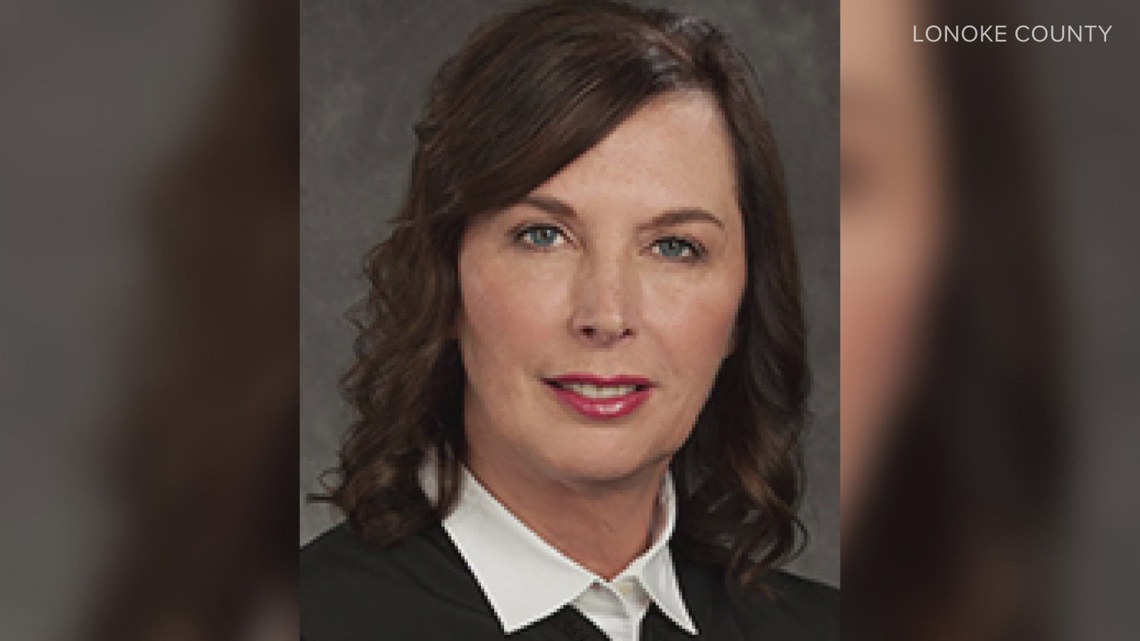 Judge says she won't recuse herself from trial of Aaron Spencer | thv11.com