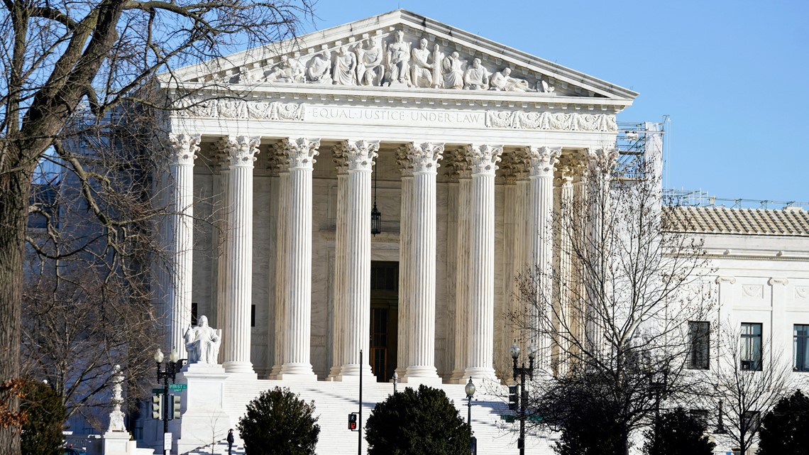 Supreme Court hears arguments about criminalizing homelessness | thv11.com