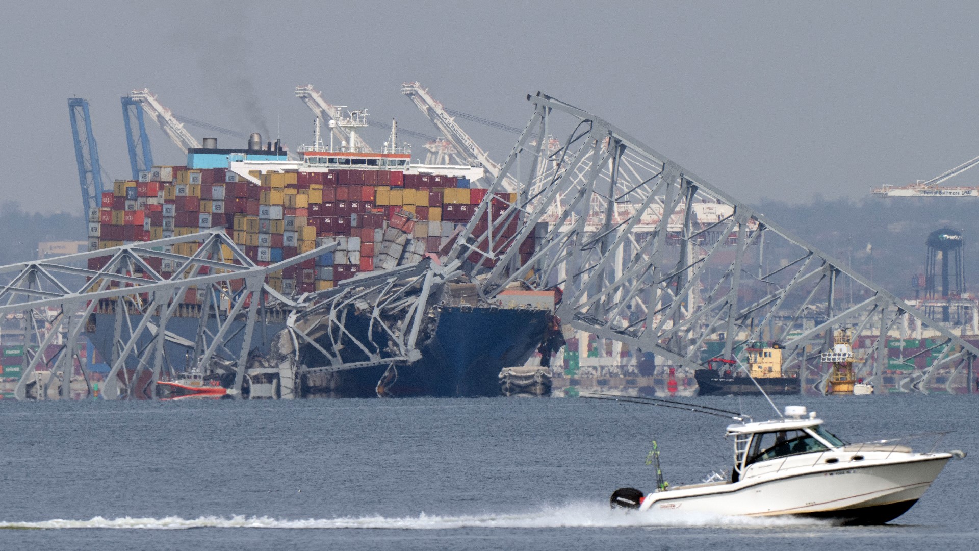 Key Bridge in Baltimore collapses after cargo ship hits support | thv11.com
